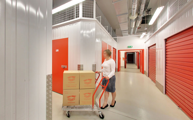 Self Storage Warszawa Torunska - ul. Ostródzka 50 A - Less Mess Storage